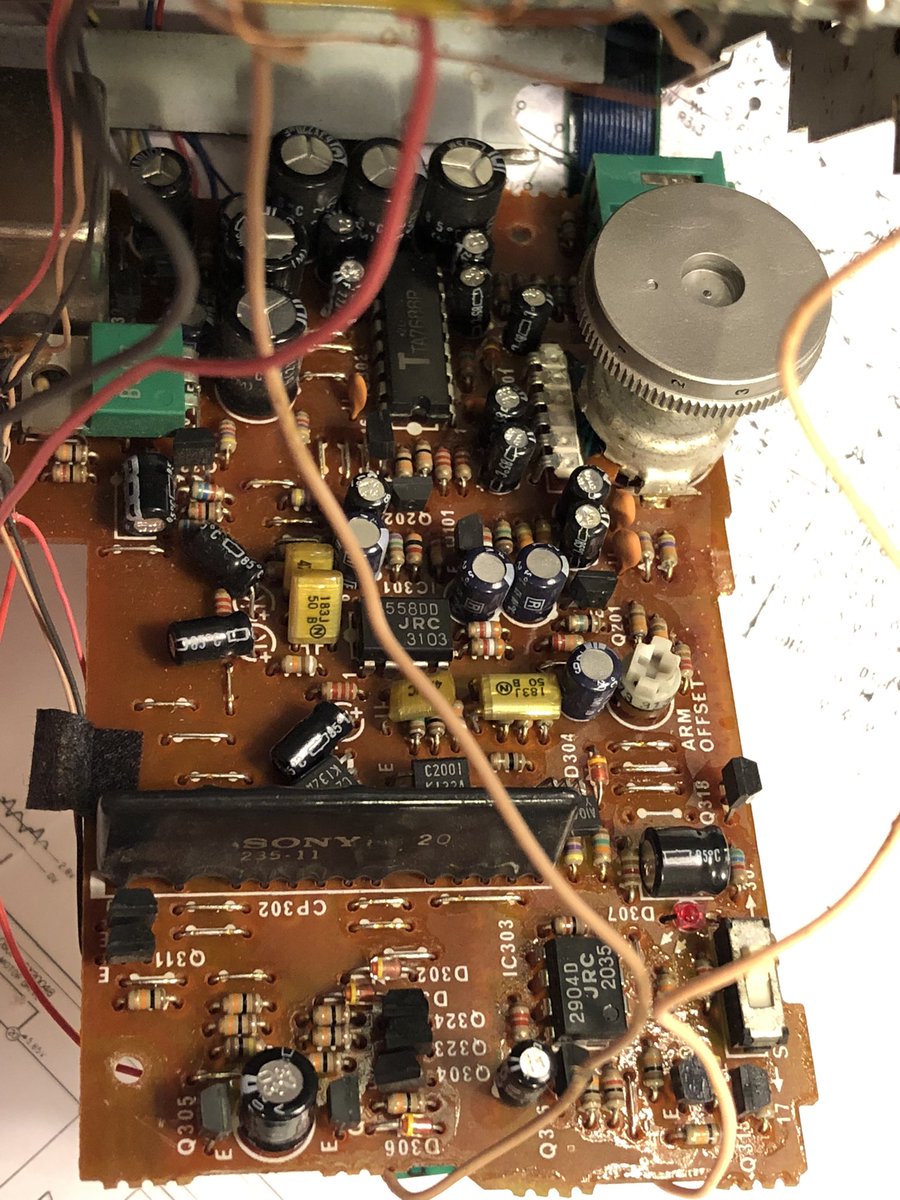 » Sony PS-F9 “Flamingo” Turntable Repair