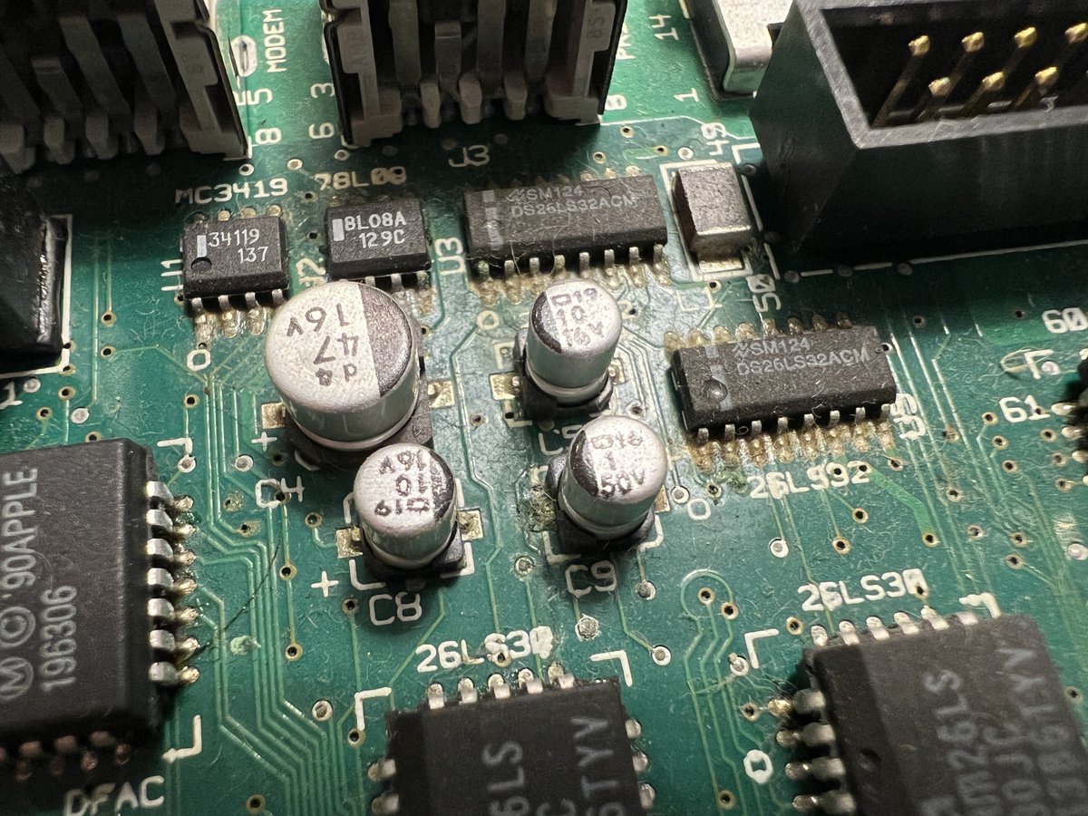 » Recap and repair of a Mac Classic II