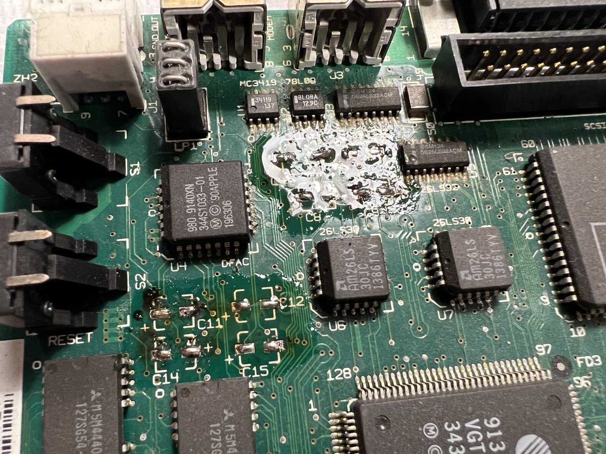 » Recap and repair of a Mac Classic II